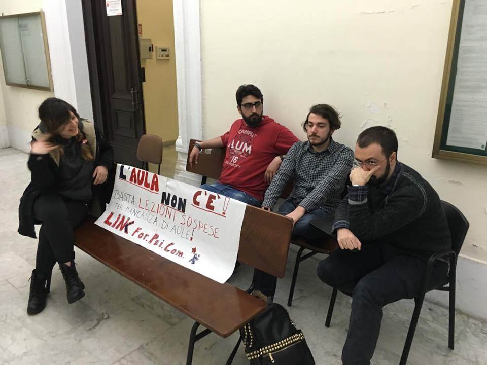 Scienze della Formazione senza aule, lezioni annullate e disagi per gli ... Scienze della Formazione senza aule, lezioni annullate e disagi per gli ...