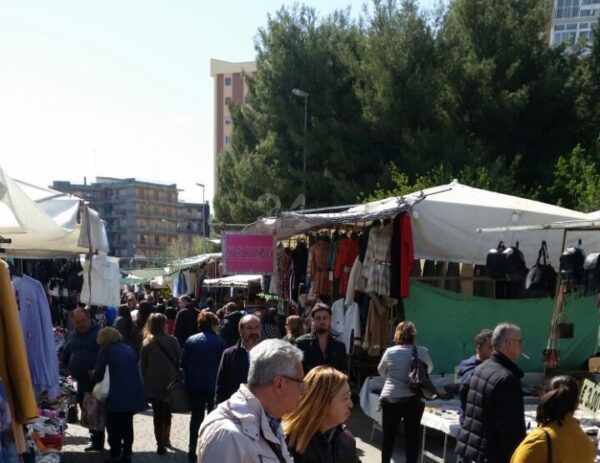 Bari, 25 aprile con l'apertura straordinaria del mercato in via dei ...