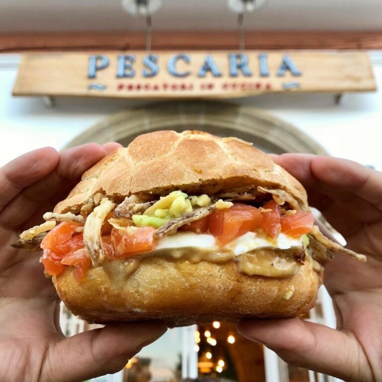 Pescaria apre sede estiva a Trani: i panini di pesce anche in spiaggia ...