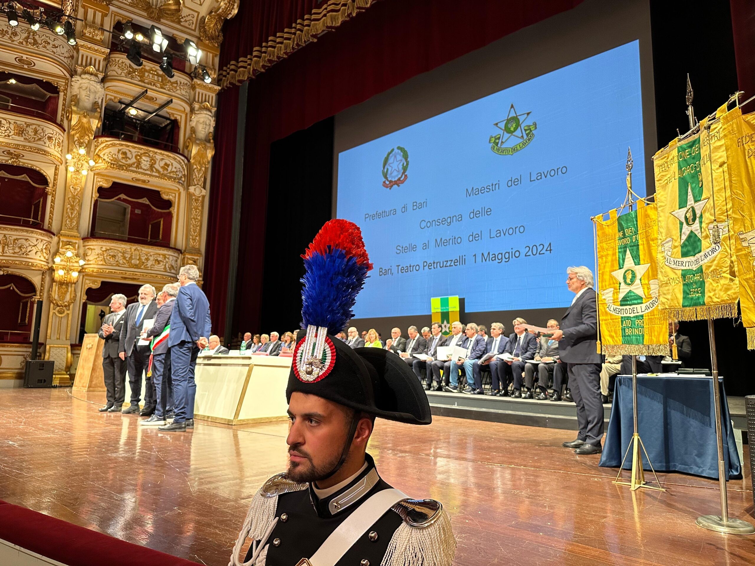 Primo maggio a Bari, cerimonia al Petruzzelli - Borderline24.com Primo maggio a Bari, cerimonia al Petruzzelli - Borderline24.com