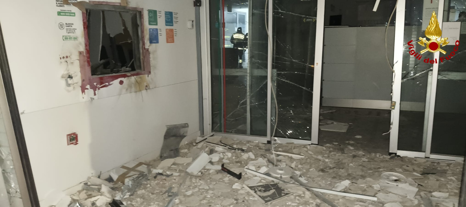 Assaltato bancomat a Triggiano: la deflagrazione mette in allarme i ...